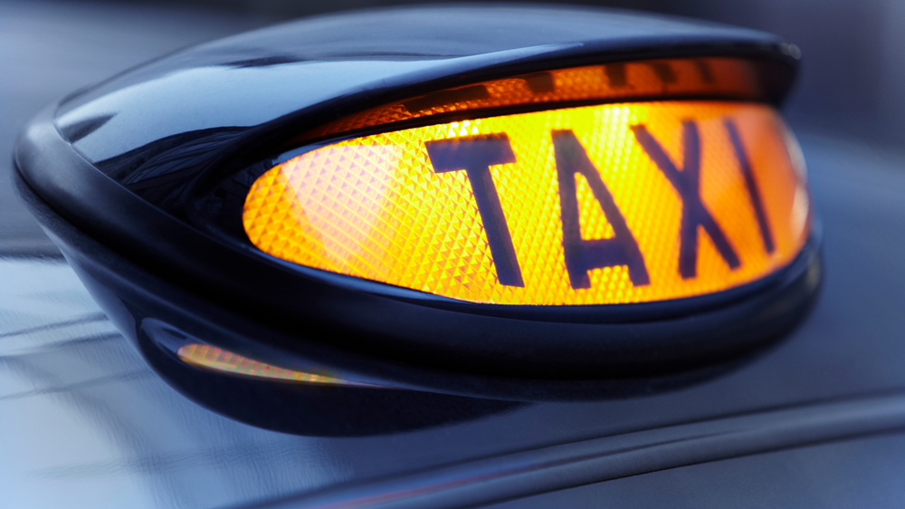 How to get your taxi drivers license | RAC